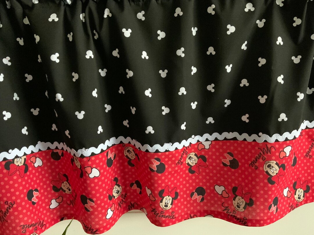 Minnie Mouse Black White Ears Valance. White Rick Rock Trim Valance ...