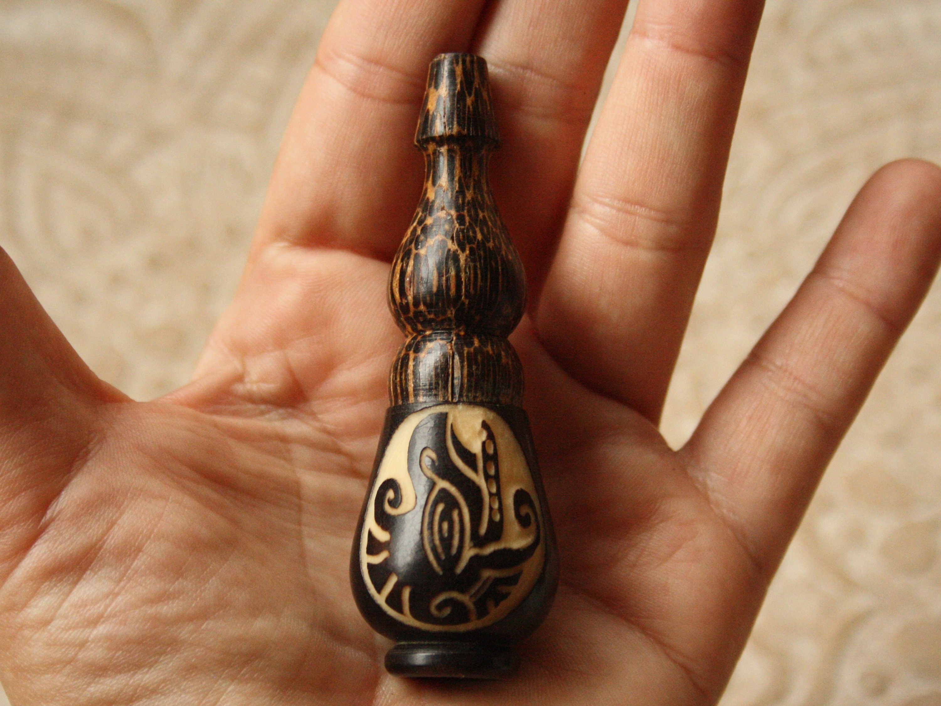 Pipes of Tagua. Pipes Ecuador. Handmade. Pipa Bate for Smoking ...