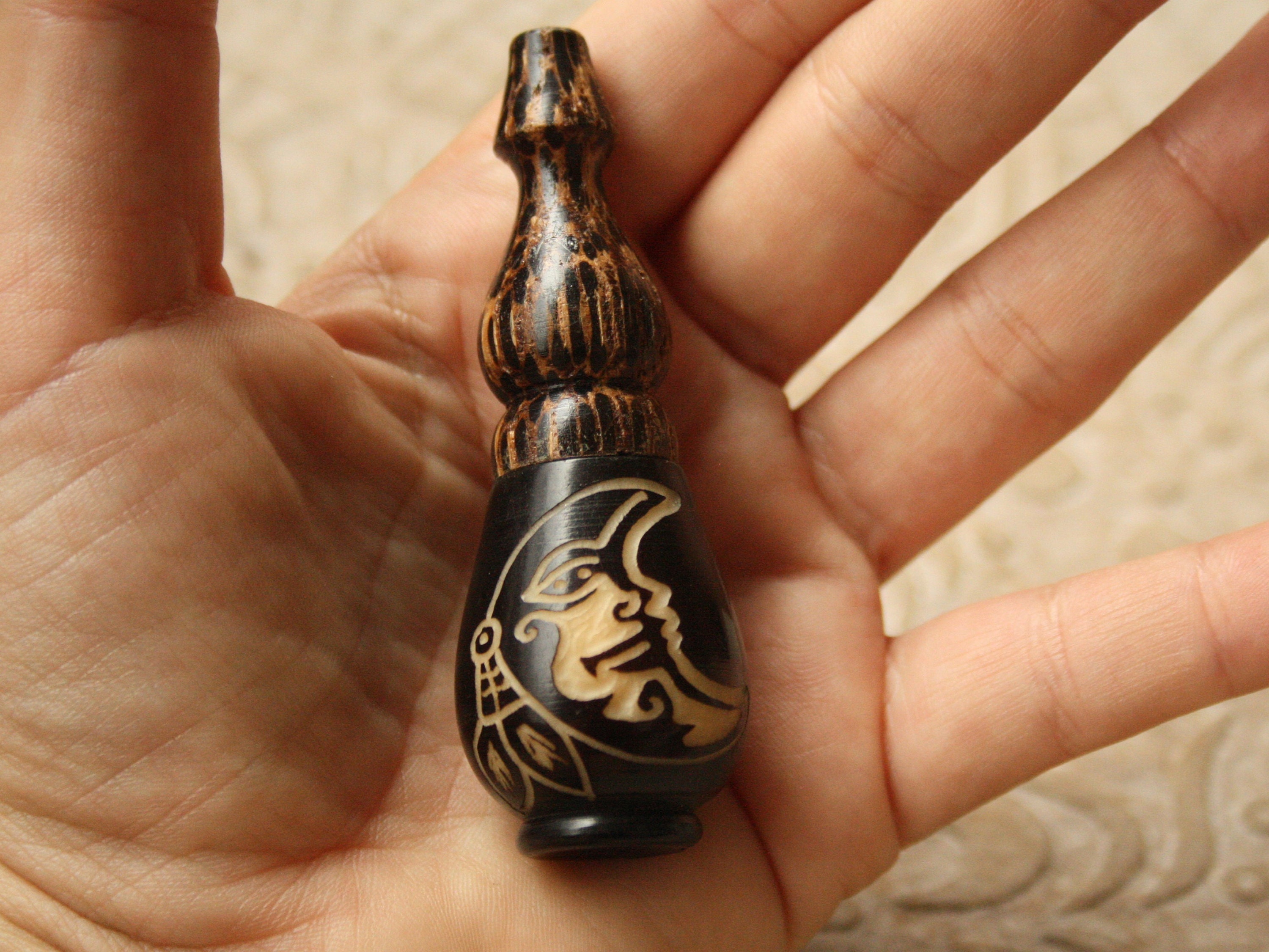 Pipes of Tagua. Pipes Ecuador. Handmade. Pipa Bate for Smoking ...