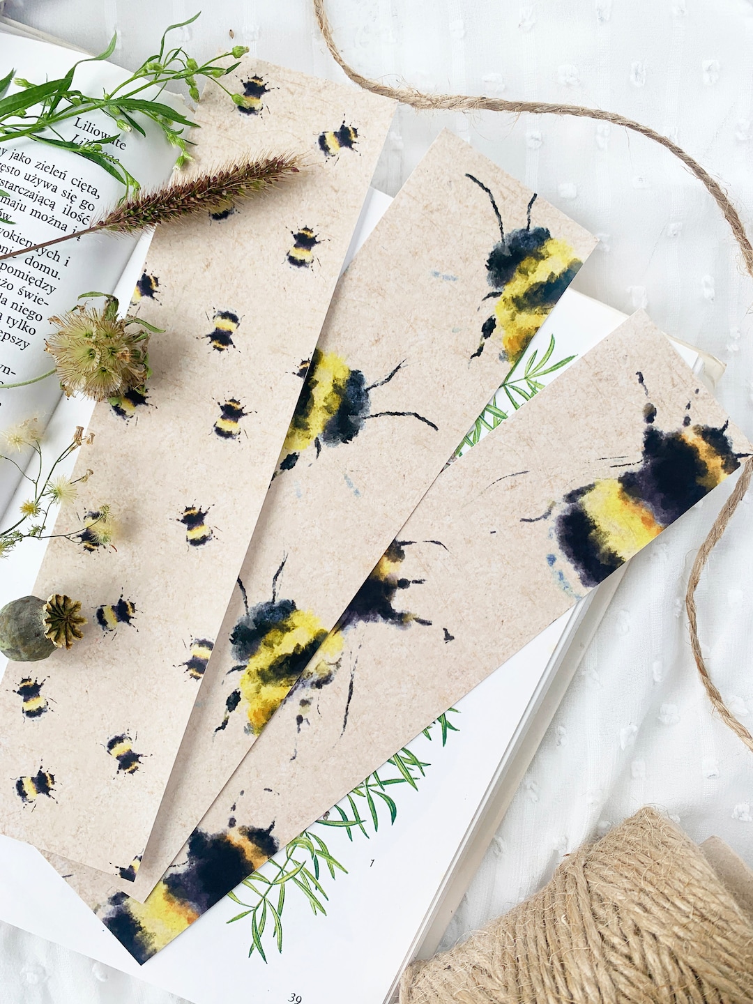 Set of 3 Bumblebee Bookmarks, Book Lovers Gift, Vintage Bookmark, Bee ...