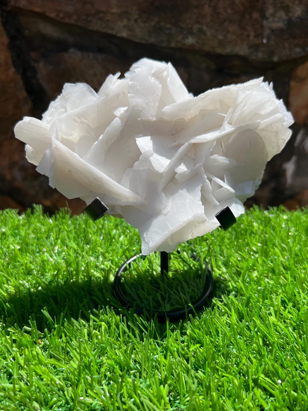 Uv Reactive White Petal Calcite Specimen - Etsy