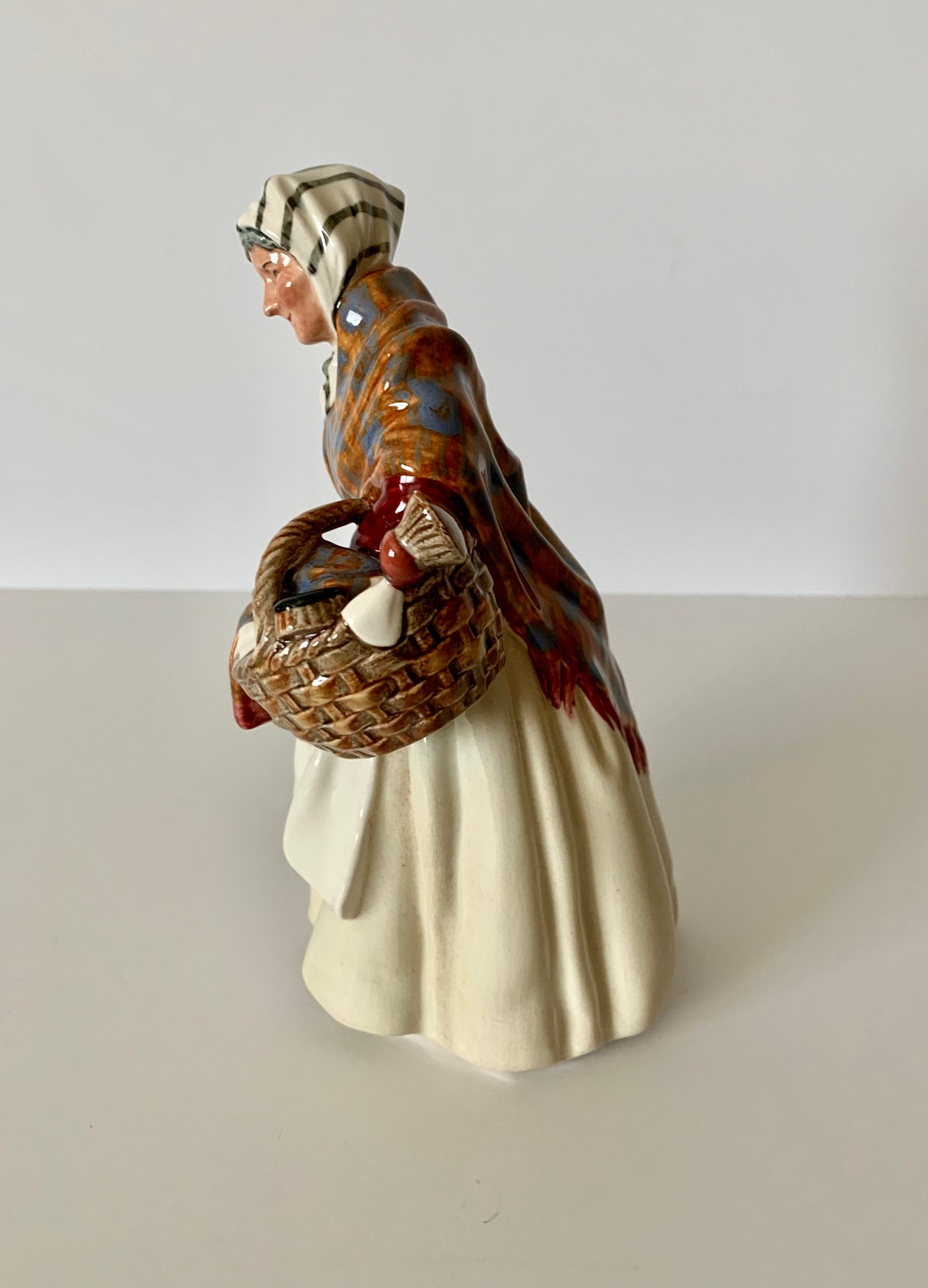 Royal Doulton Grandma Figurine HN2052 Bone China Made in England 1949 ...