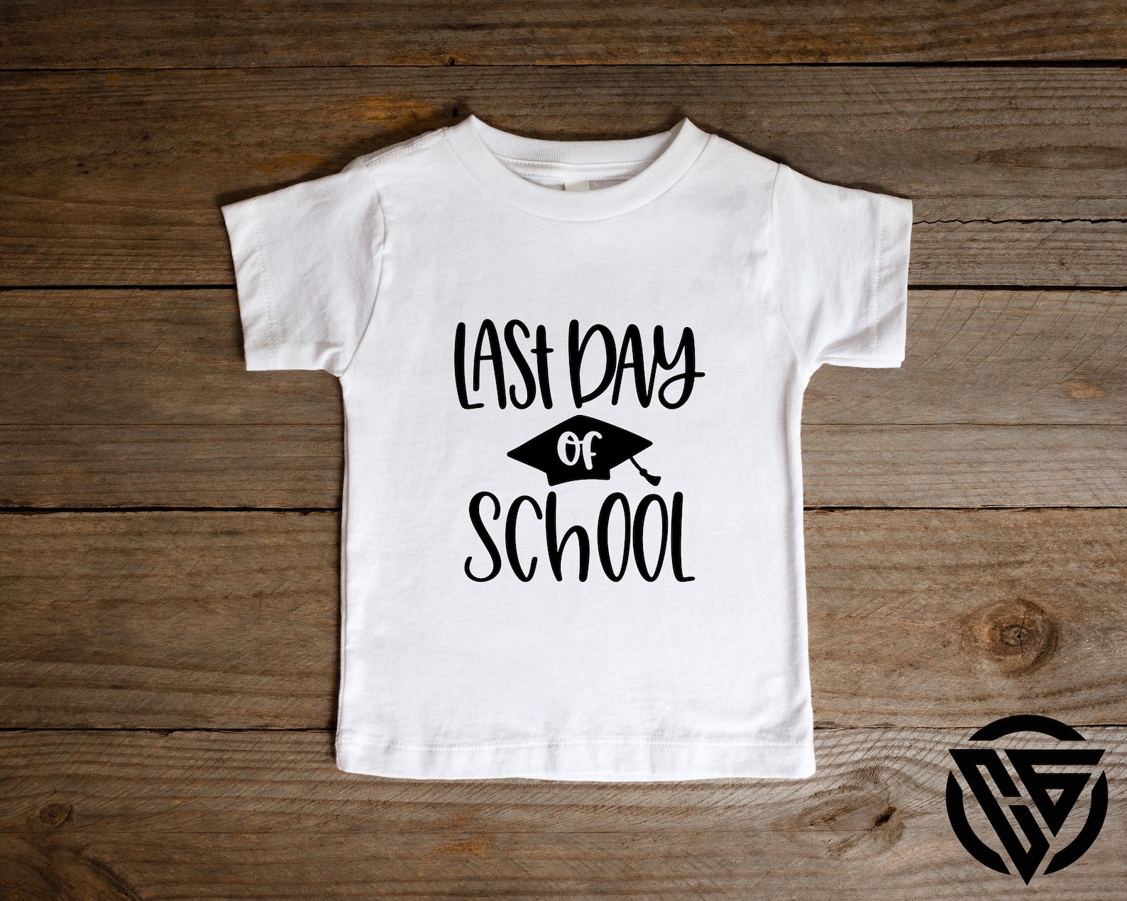 Letzter Tag der Schule SVG, Abschluss SVG, Cute School Out SVG, CoolEs ...