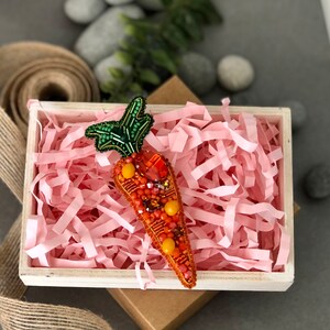Handmade Carrot Pin-cute Organic Food Brooch for Backpacks and Hats ...