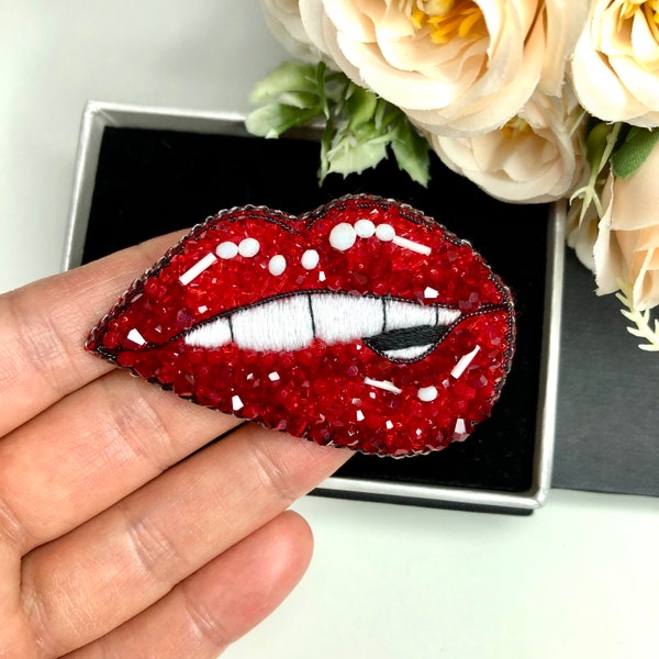 Lips Pin - Etsy