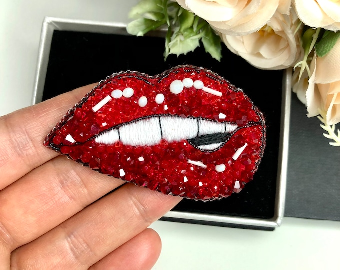 Red Lips Brooch, Gifts for Her, Statement Brooch, Fancy Brooch, Crystal ...
