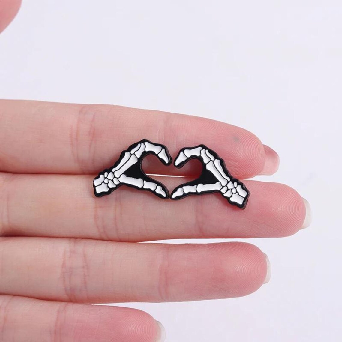 Skeleton Heart Hands Pin Set, Colourful Enamel Pin, Gift for Him, Gift ...