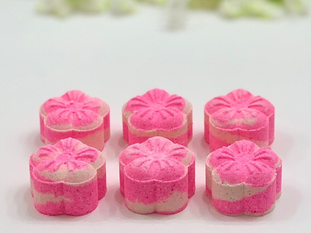 Mango Papaya Small Bath Bombs | Shower Steamer | Fruity Bath Bomb ...