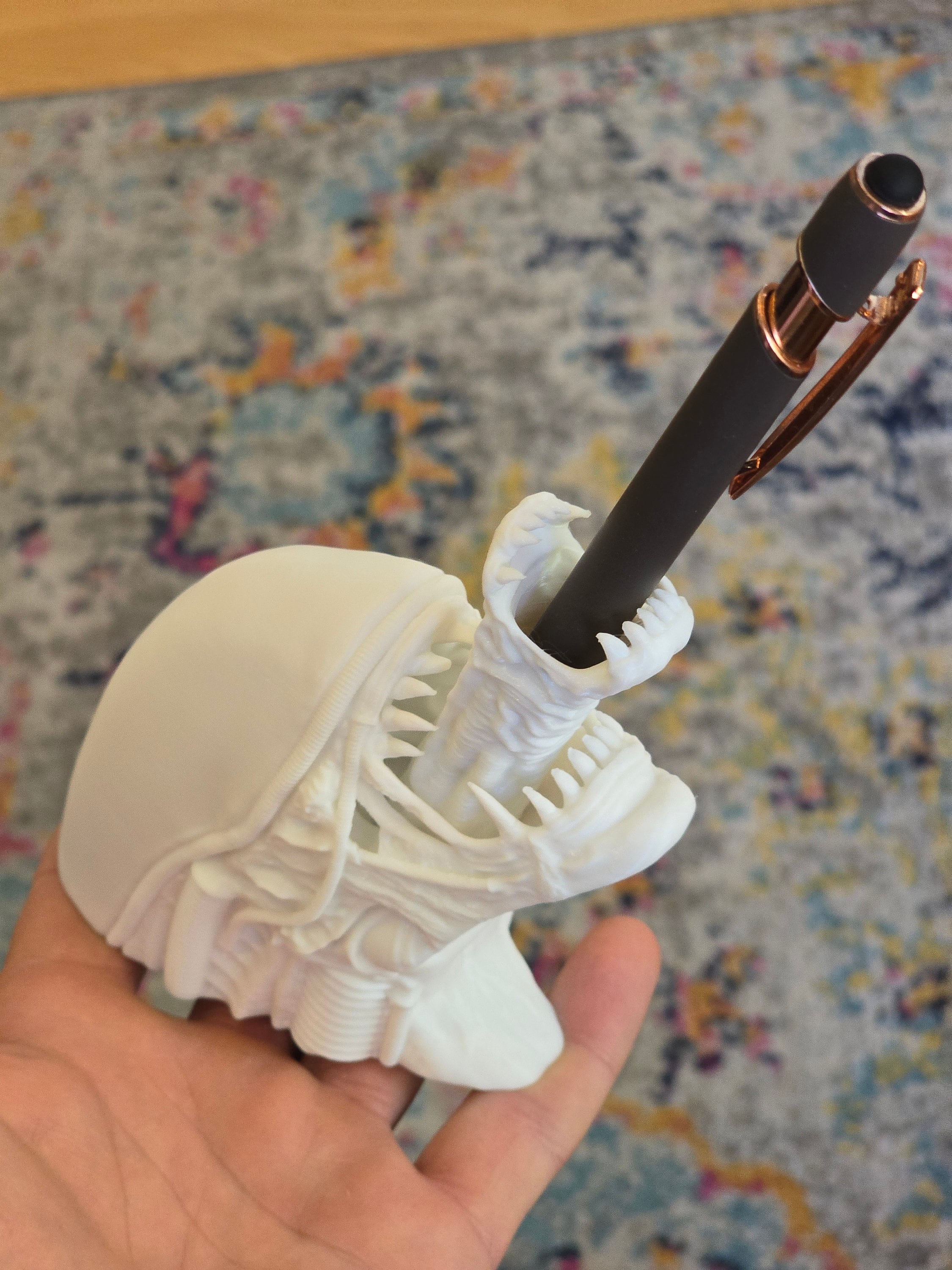 3D Printed White Xenomorph Alien Pen Holder - 100% Infill 248g (8.78oz ...