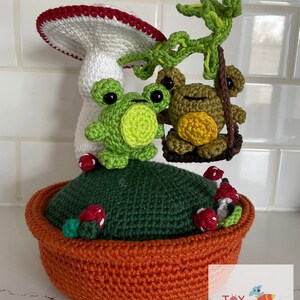 Frogs on a Swing Crochet Pattern / Beginner / PDF Crochet Pattern ...