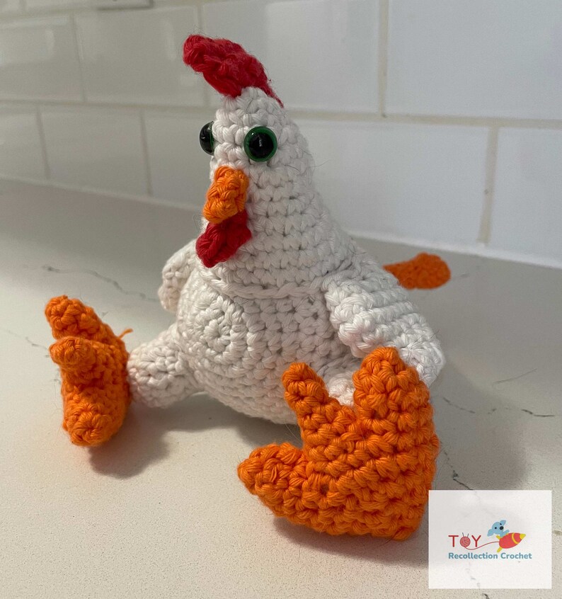 Crochet a Cute Chicken: an Amigurumi Pattern in Digital PDF - Etsy