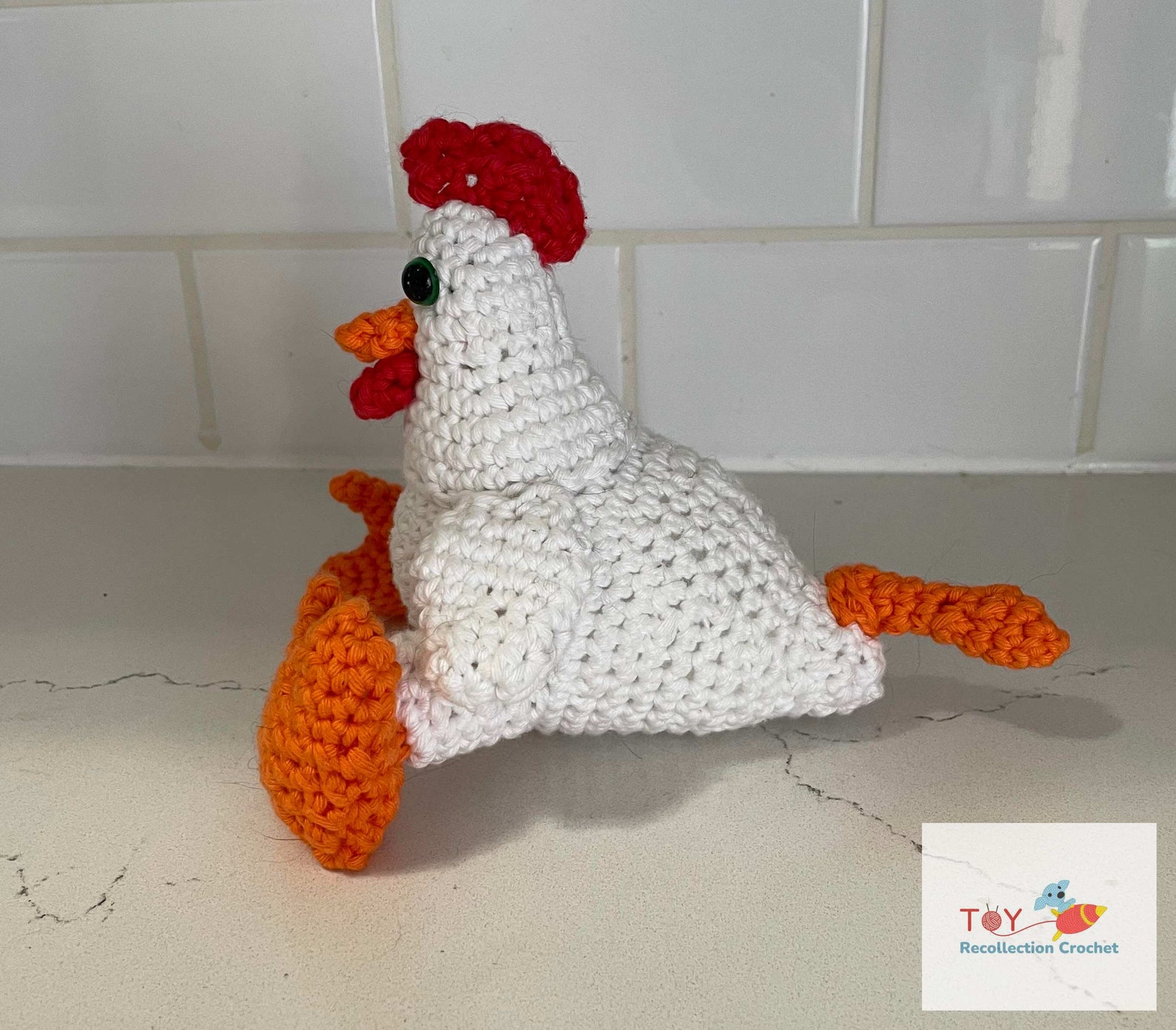 Crochet a Cute Chicken: an Amigurumi Pattern in Digital PDF - Etsy