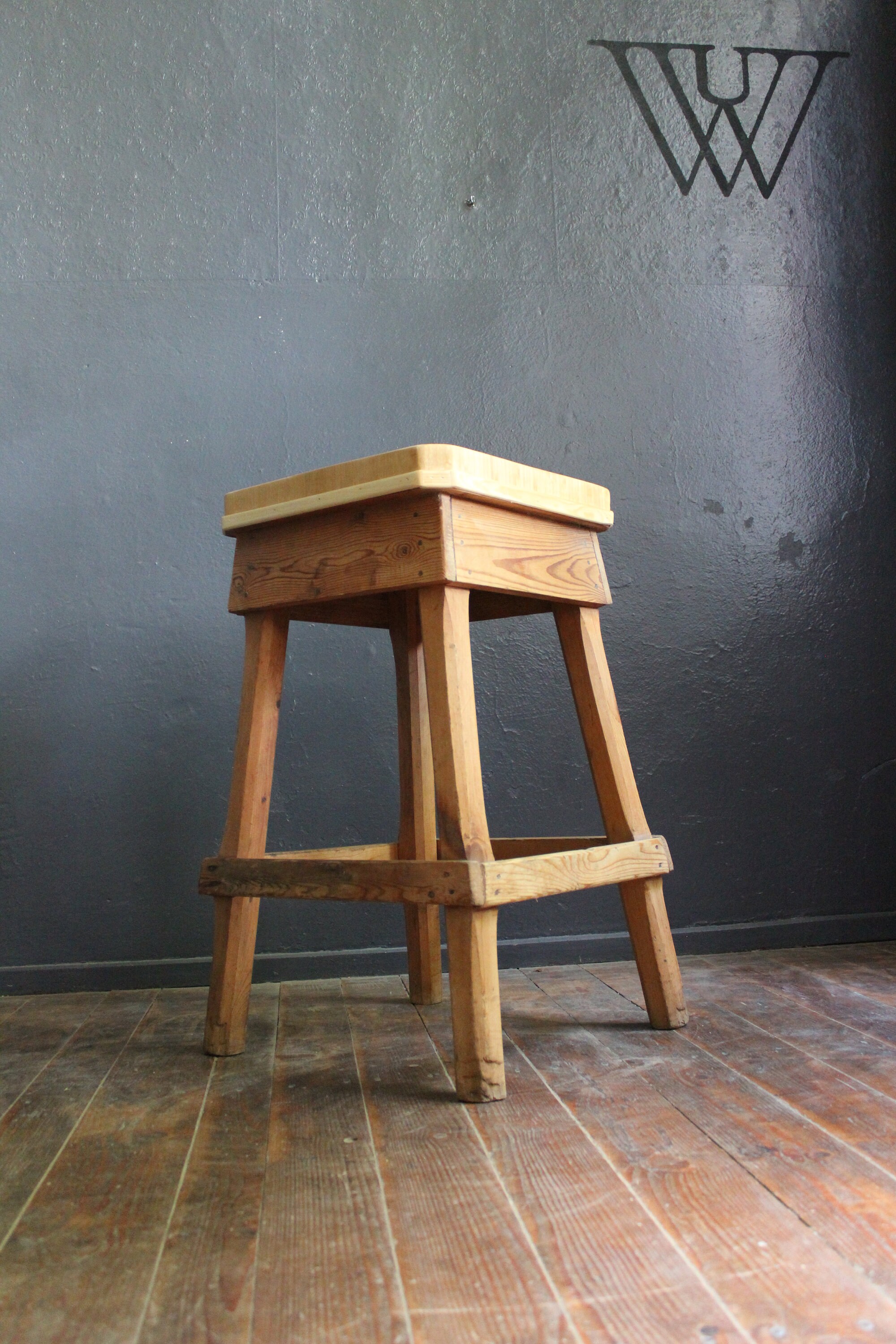 Rustic Butcher Block With New Bamboo Cutting Surface - Etsy