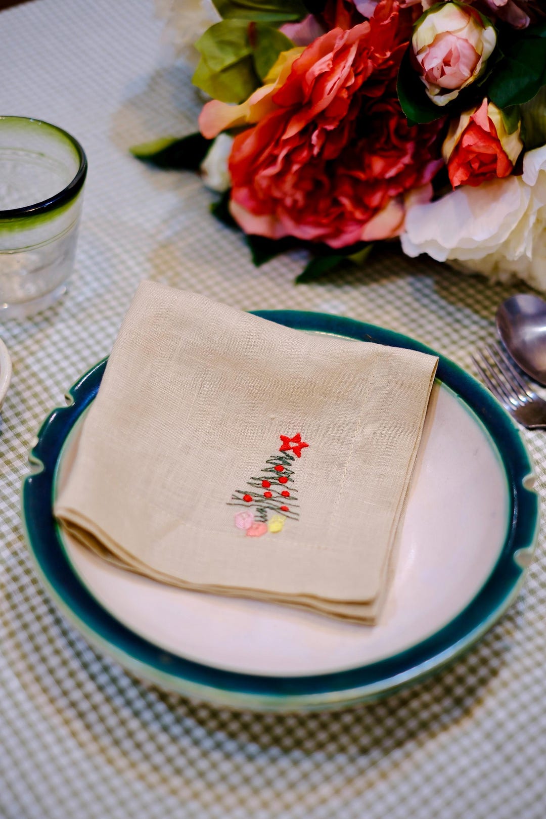 Custom Hand Embroidered Napkins Christmas Napkins Linen Christmas Tree ...