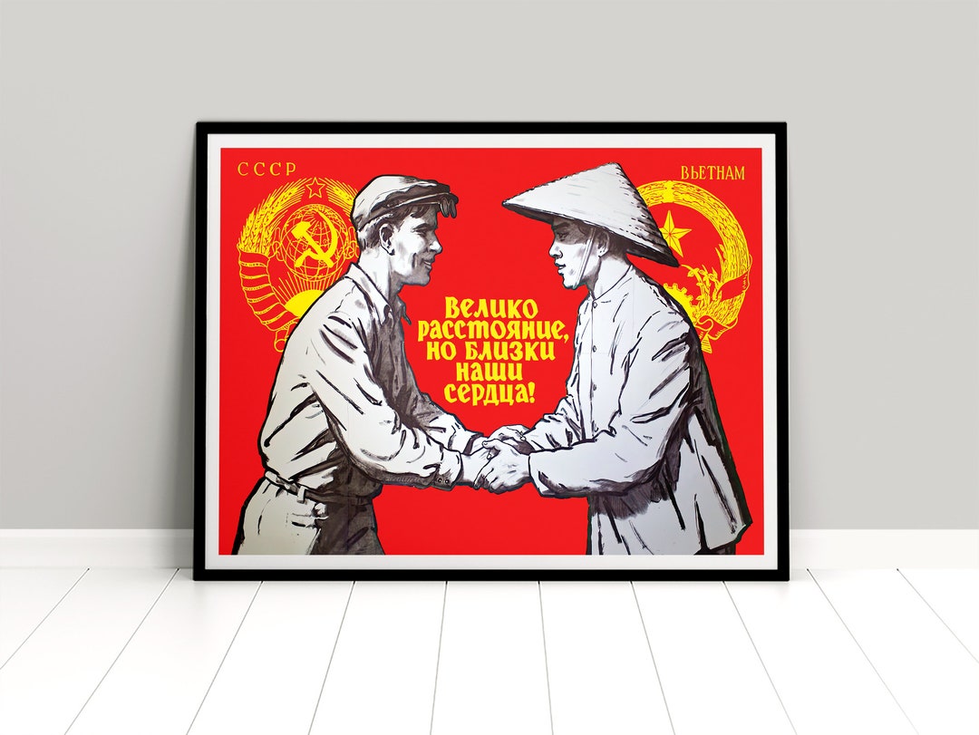 Vietnamese-soviet Friendship Poster "the Distance is Far but Our Hearts ...