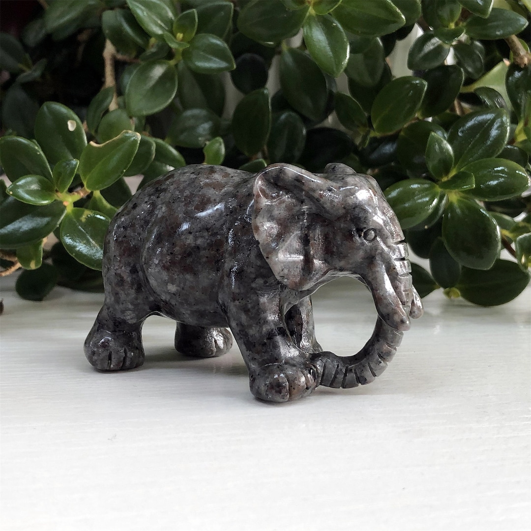 Natural Yooperlite Elephant,crystal Elephant,crystal Heal,crystal ...