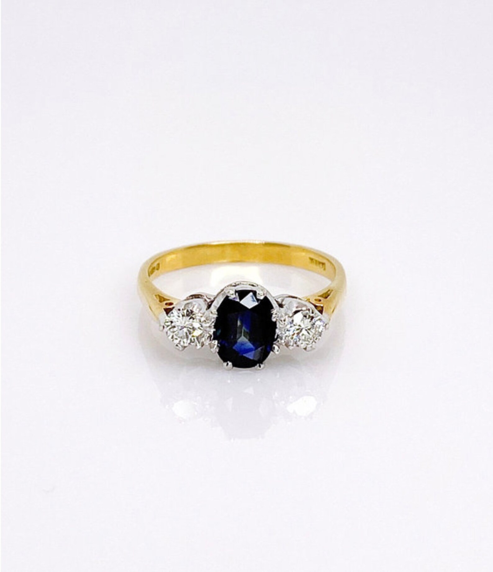 Vintage 18k Gold Sapphire and Diamond Three Stone Engagement Ring - Etsy