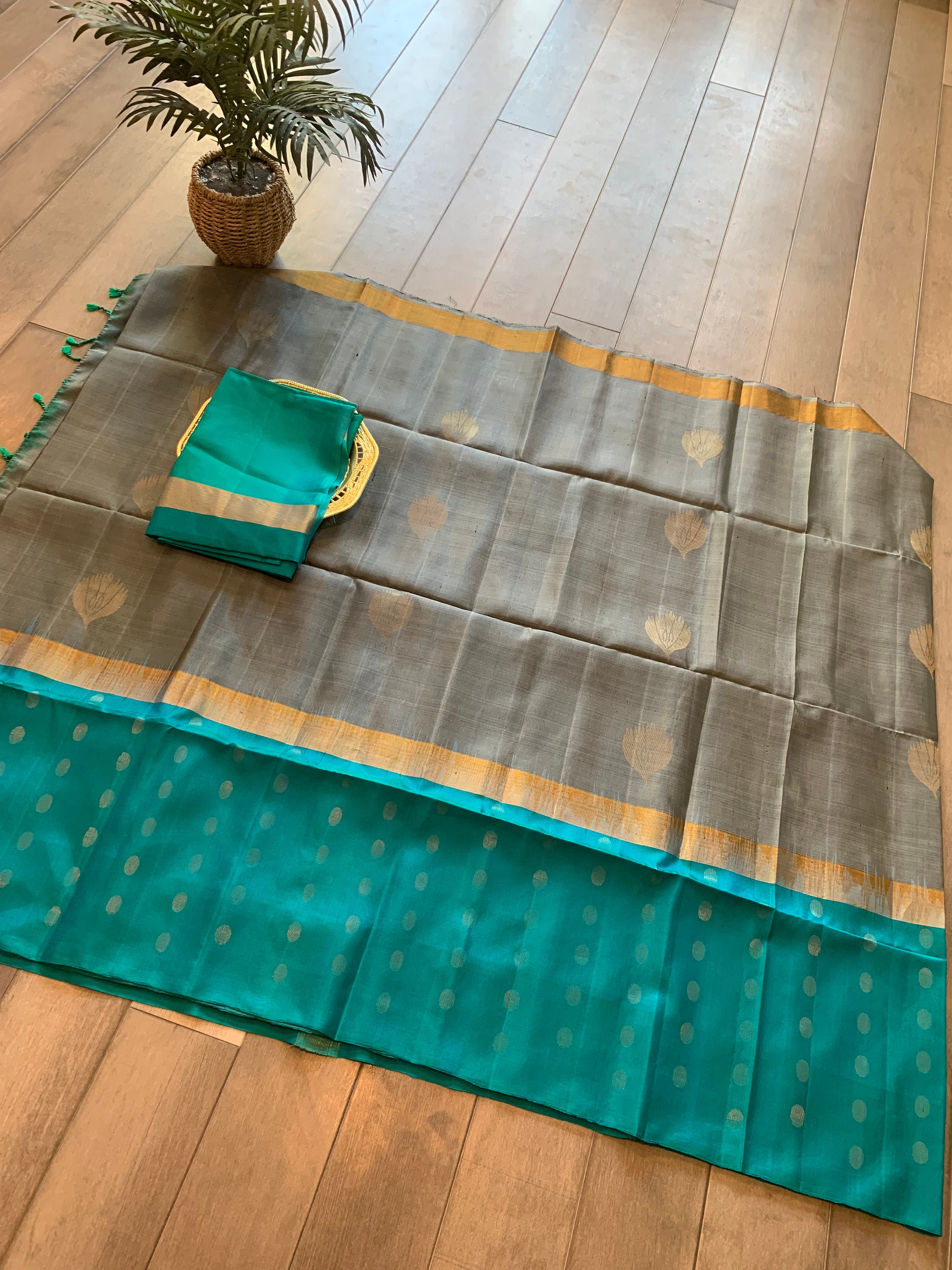 Silk Mark Certified Kanchi Pattu Saree Pure Kanchipuram Silk Saree With ...