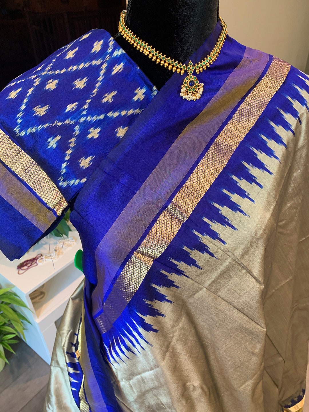 Pure, Silk Mark Certified Ikkat Silk Saree in Temple Border | Ikkat ...