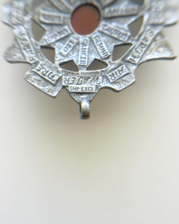 1975 MARK HEISTER ZODIAC calendar astrology pewter pe… - Gem