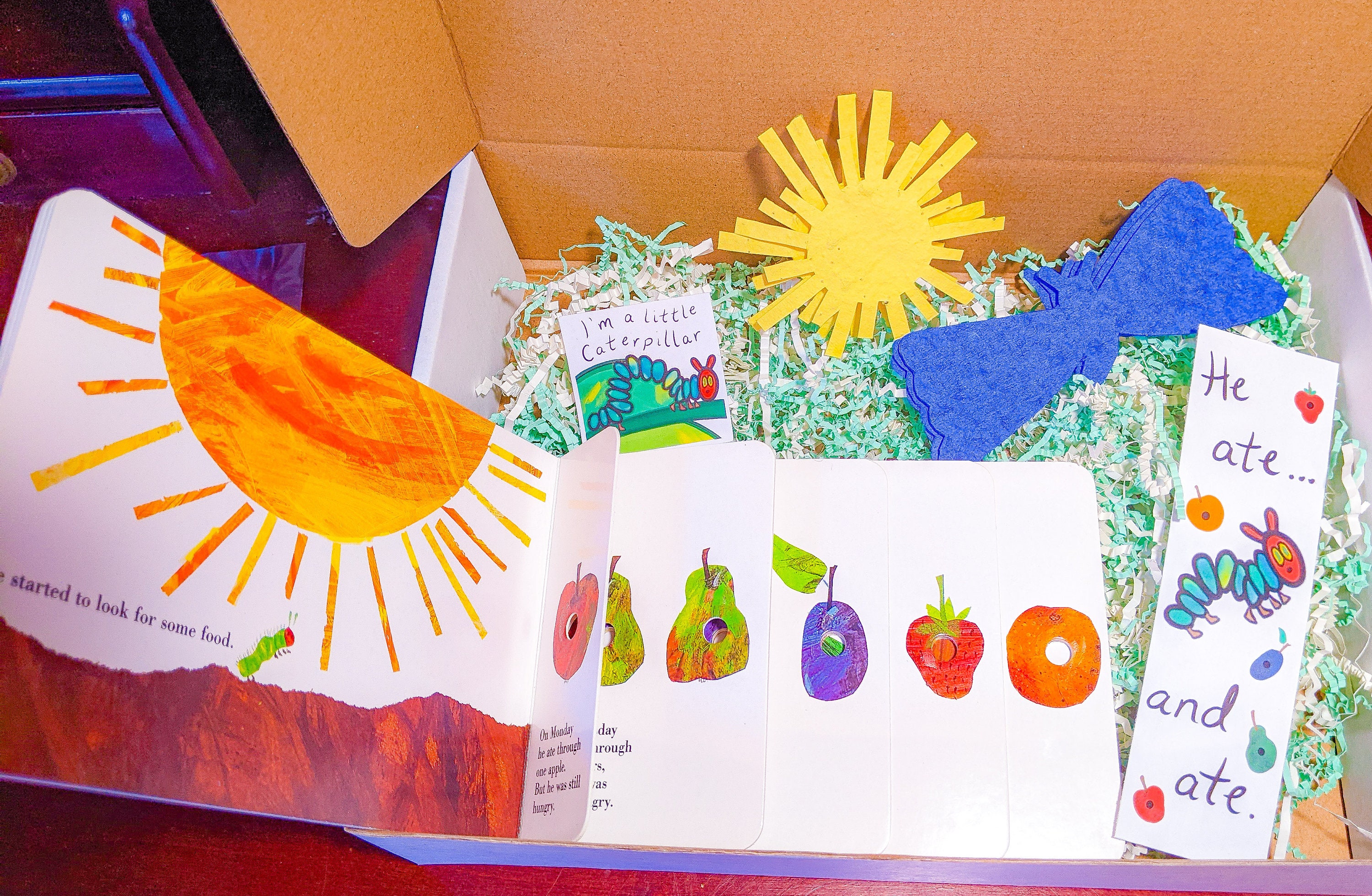Hungry Caterpillar Themed Tinker Book Box With BOOK, STICKER, SEED ...
