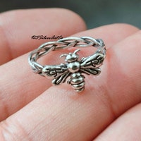 14K Gold Filled Bee Ring, Pinky Signet Ring, Honey Bee Ring, Unique ...
