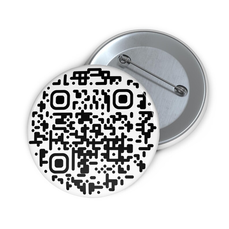 Wear&share | Scannable QR Code Pin Button | Round Design for Social ...