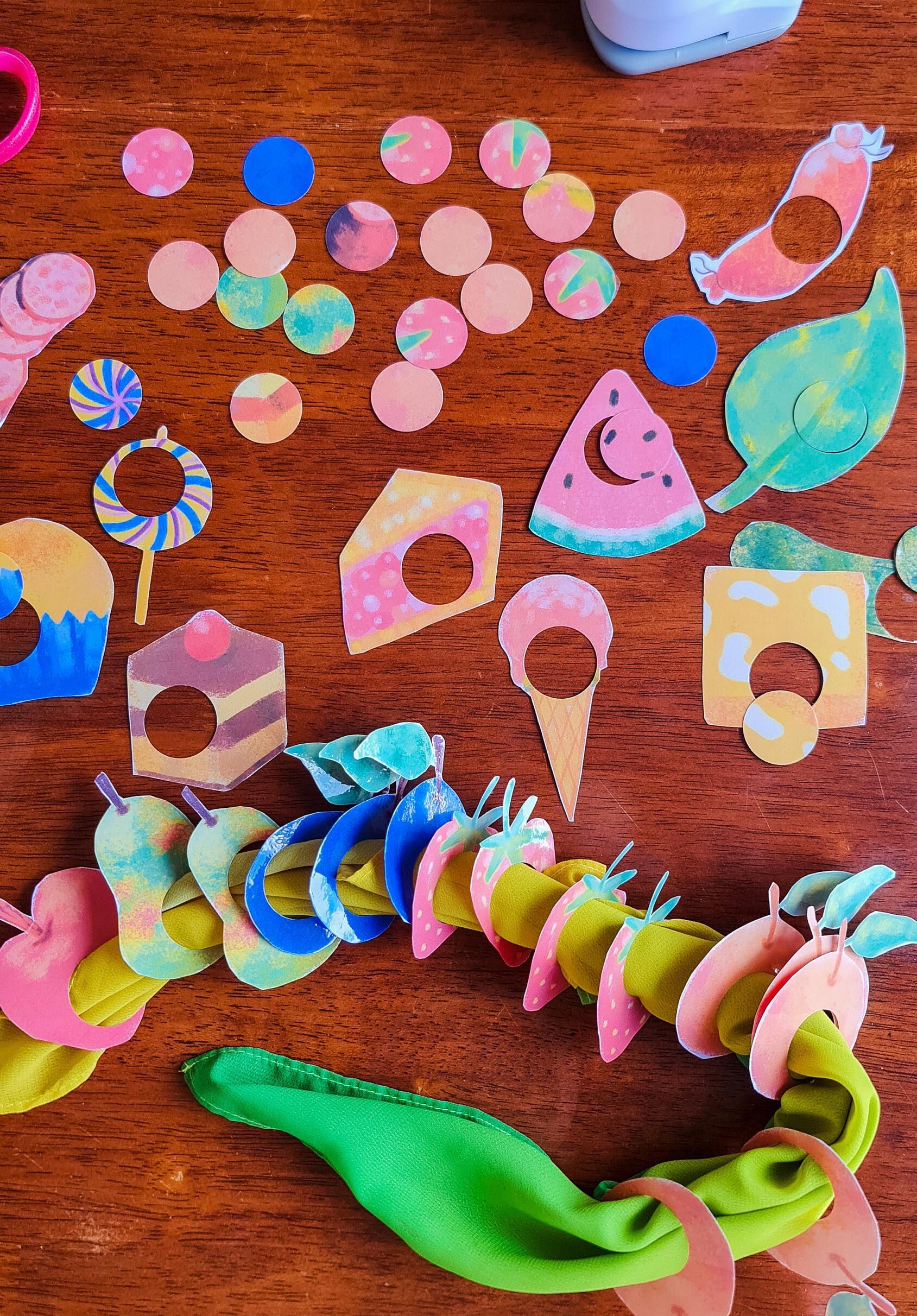 The Very Hungry Caterpillar 2-in-1 Threading and Matching Printable - Etsy