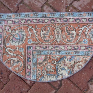 2.4x1.6ft Vintage Half Circle Vintage Rug, Rustic Rug Mat, Half Round ...