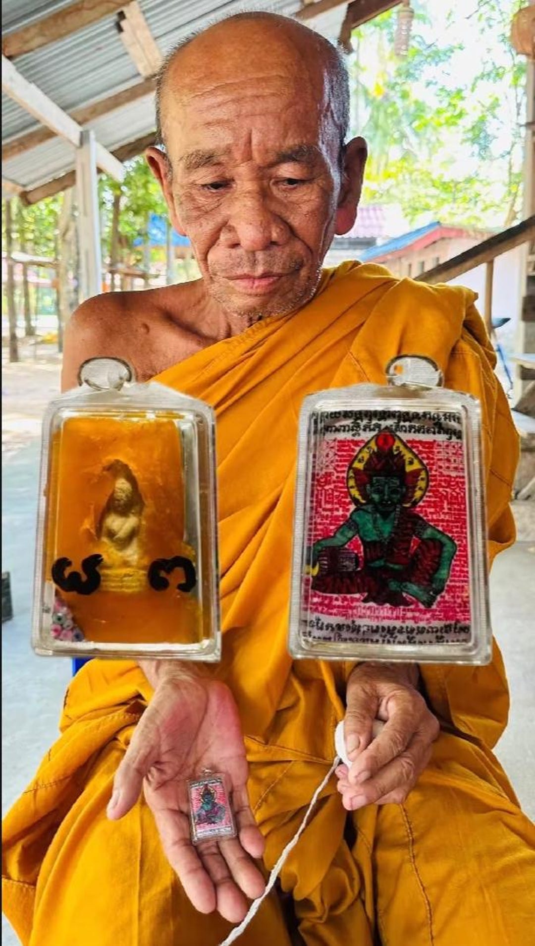 Soming Phrai Luang Po Long - Etsy