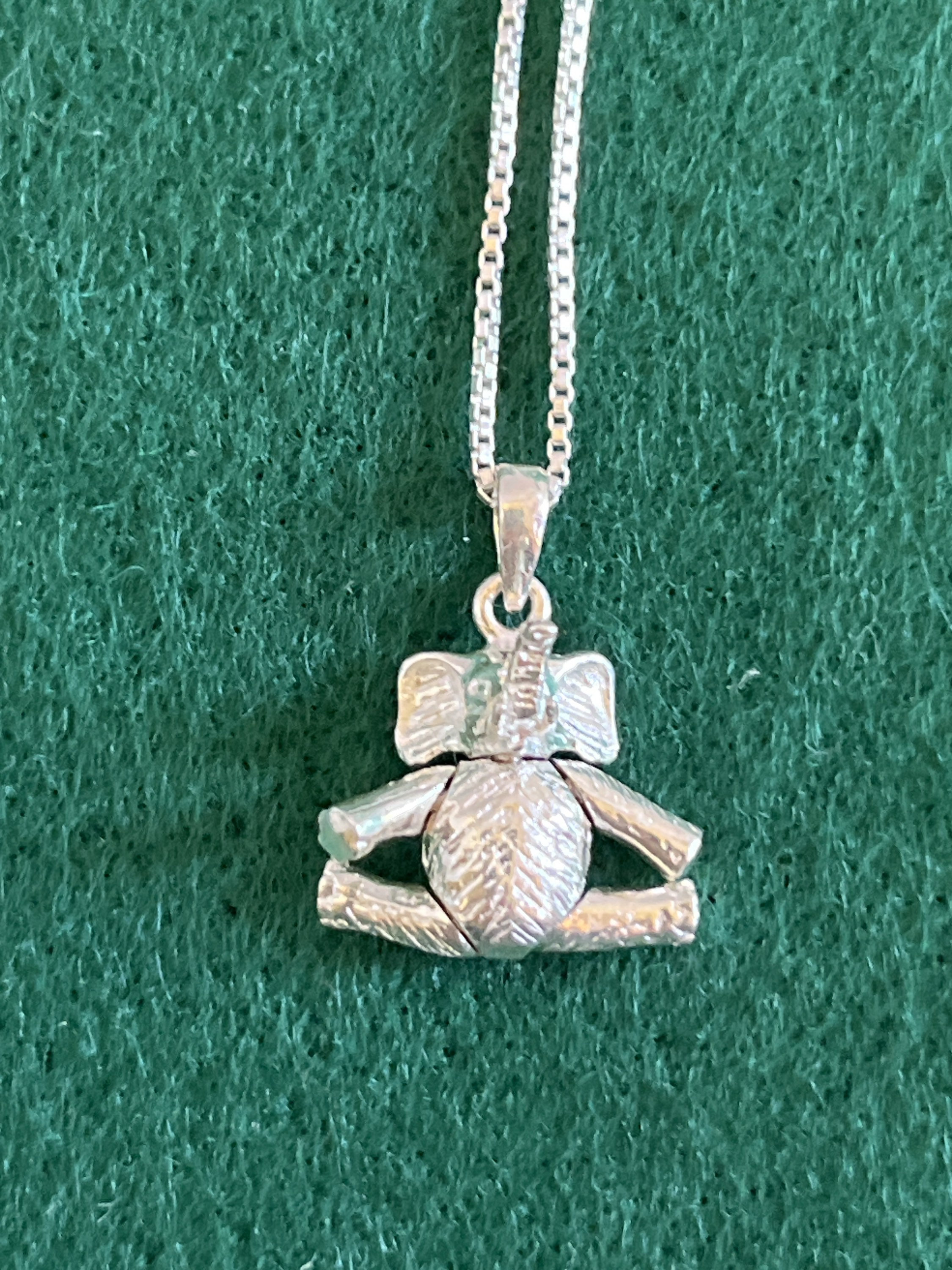 Fully Articulated Elephant Pendant - Etsy