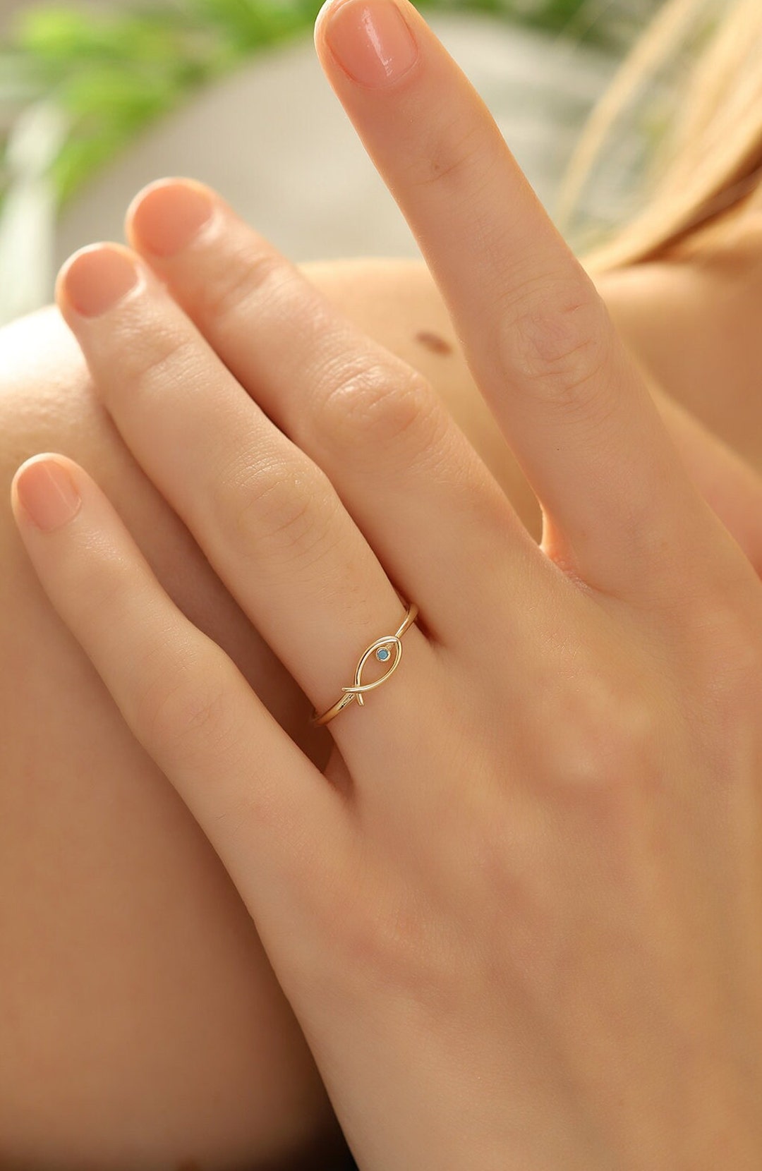 Tiny Fish Ring, Dainty Custom Fish Ring, 14K Solid Gold Animal Ring ...