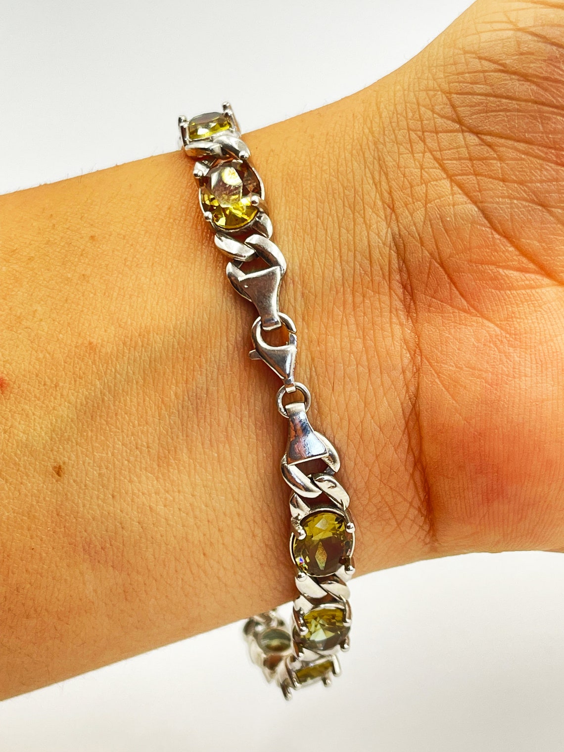 Zultanite Gemstone Silver Bracelet Gemstone That Changes - Etsy