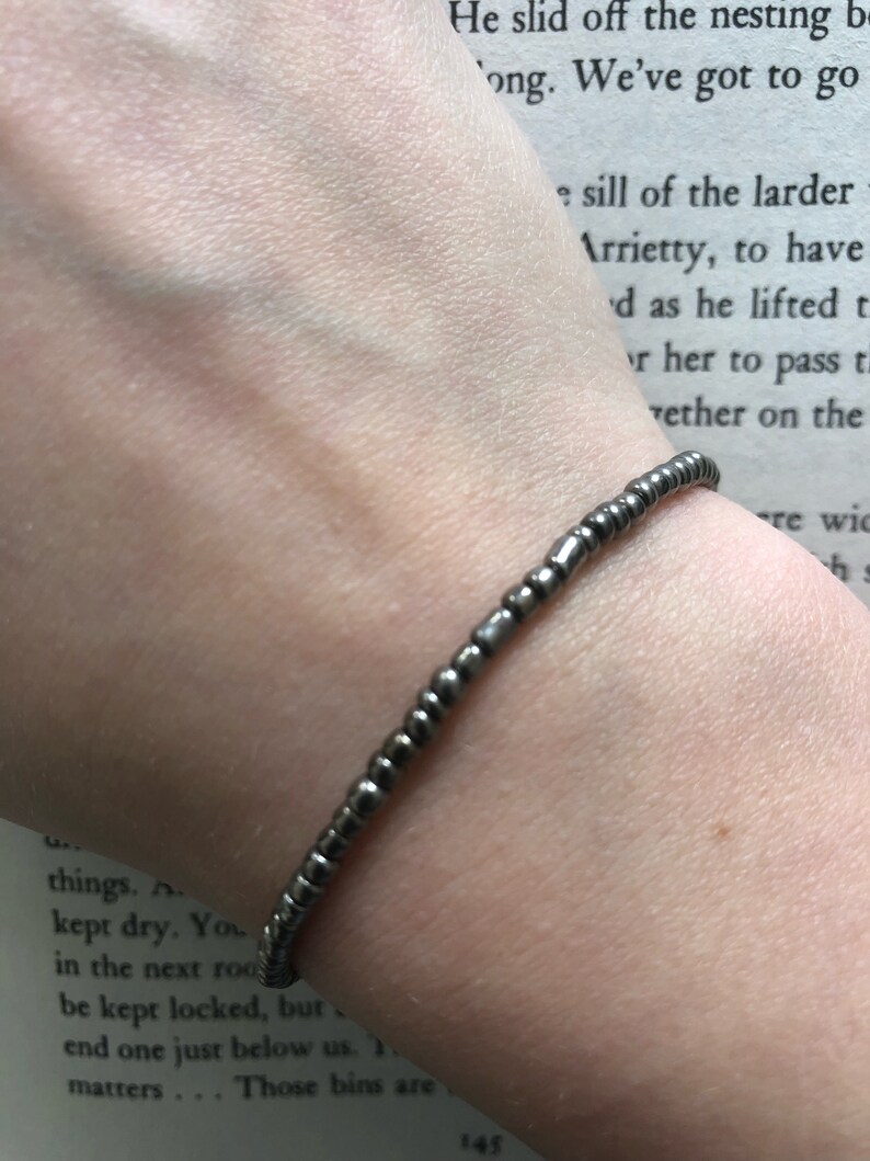 Comfy Seed Beaded Bracelet. 2mm. Unisex - Etsy