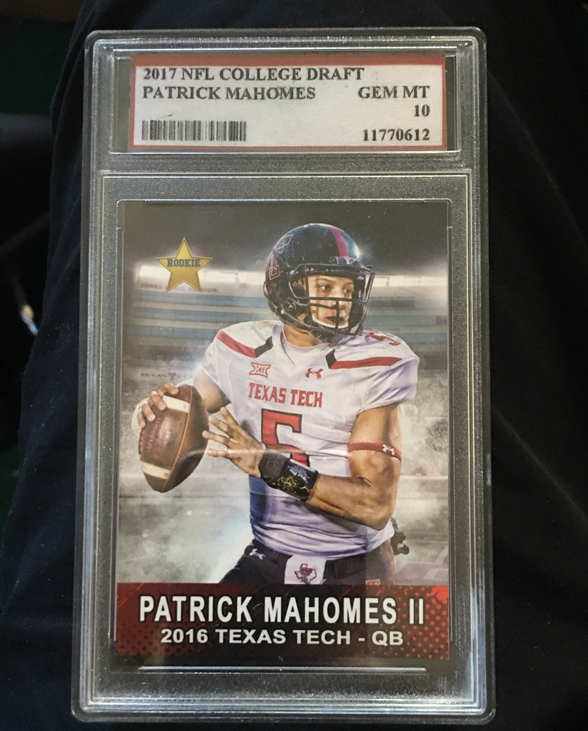 2017 Patrick Mahomes RC NFL Chiefs Rookie Card graded 10 Gem Mint PSG ...