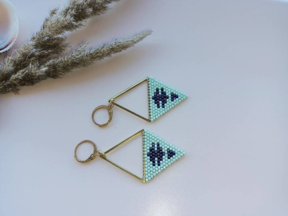 Brick Stitch Beadwork Earrings Triangle Brass Native İnspired - Etsy