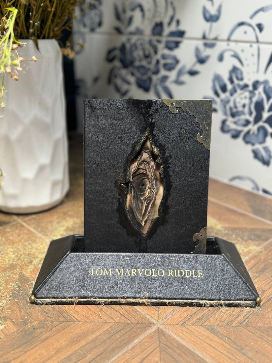 Tom Riddle Marvolo Diary With a Themed Stand. - Etsy