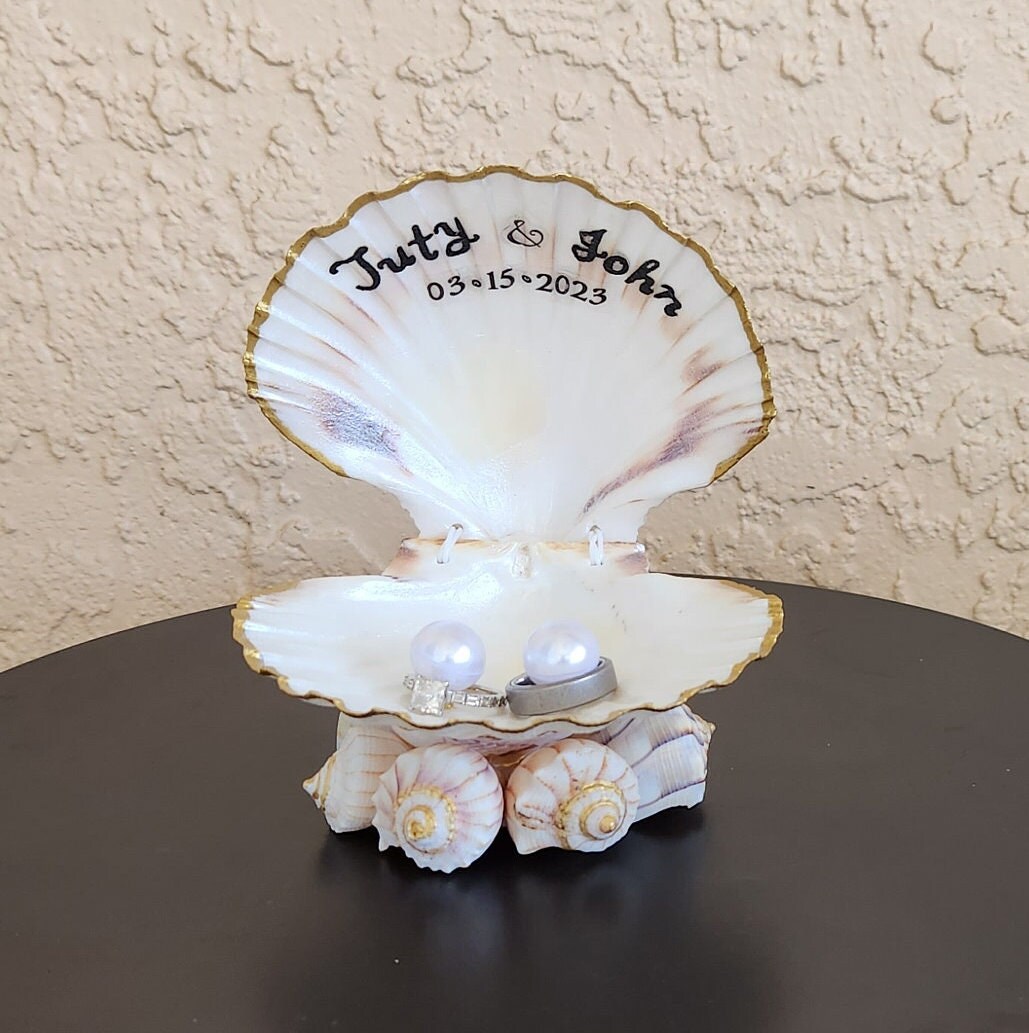Personalized Ring Bearer Box Wedding Ceremony Seashell Ring Box Shell ...