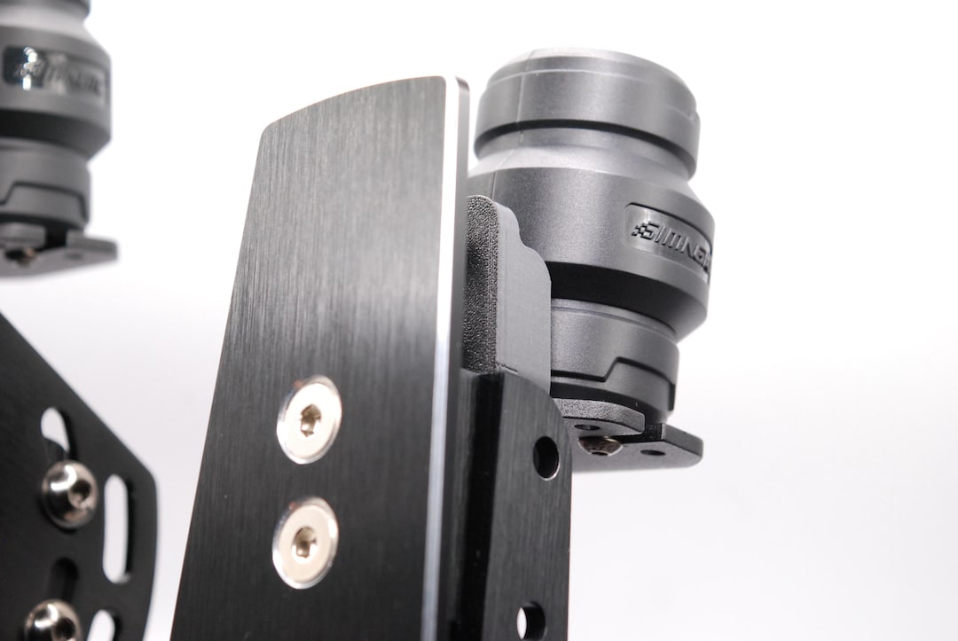 Simagic Rumble Haptic Pedal Reactor Neo P-HPR Mount for Fanatec ...
