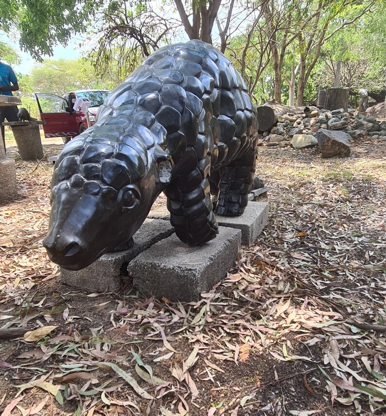 Pangoni Sculpture Serpentine Rock - Etsy