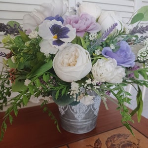 Wedding Flower Centerpieces in Painted Galvanized Buckets, Wedding ...
