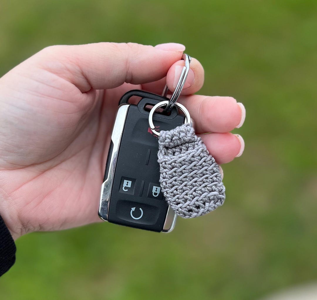 CROCHET PATTERN Aldi Quarter Keeper Crochet Pattern, Crochet Keychain ...