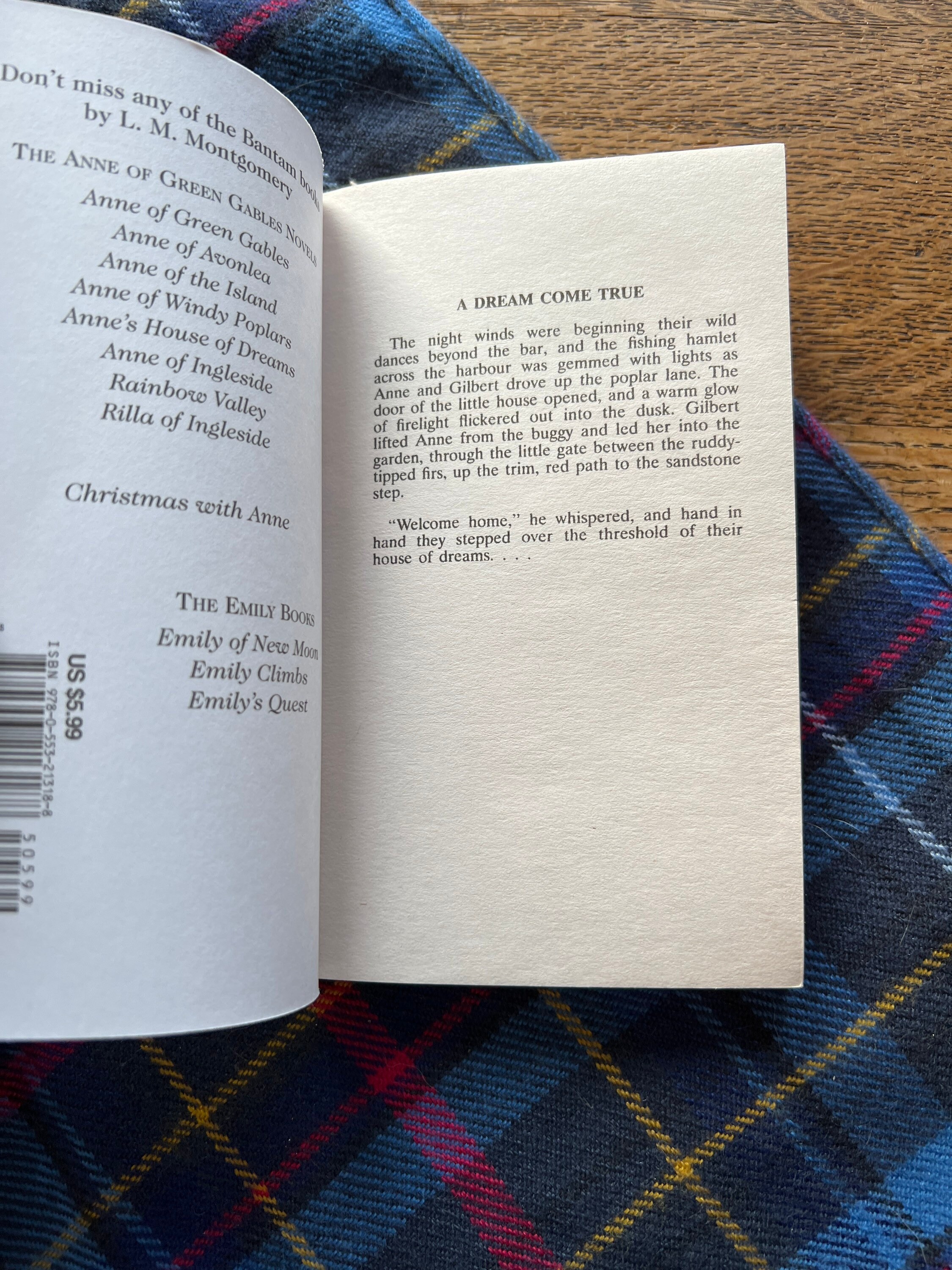 Annes House of Dreams by L. M. Montgomery bantam Books, 1992 Vintage ...