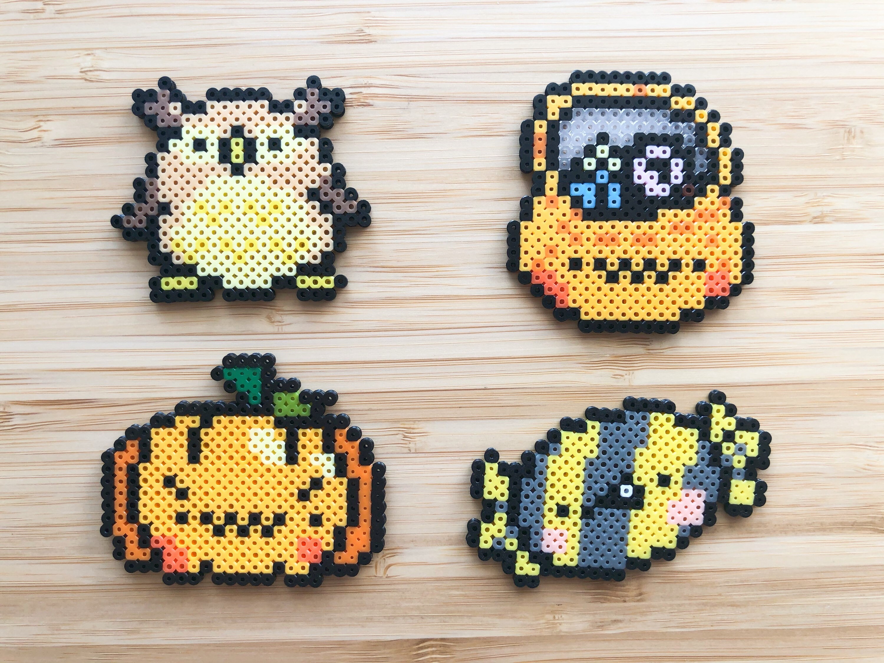 Clawbert Halloween Cute Characters Perler Beads Art Pixel Art Fridge ...