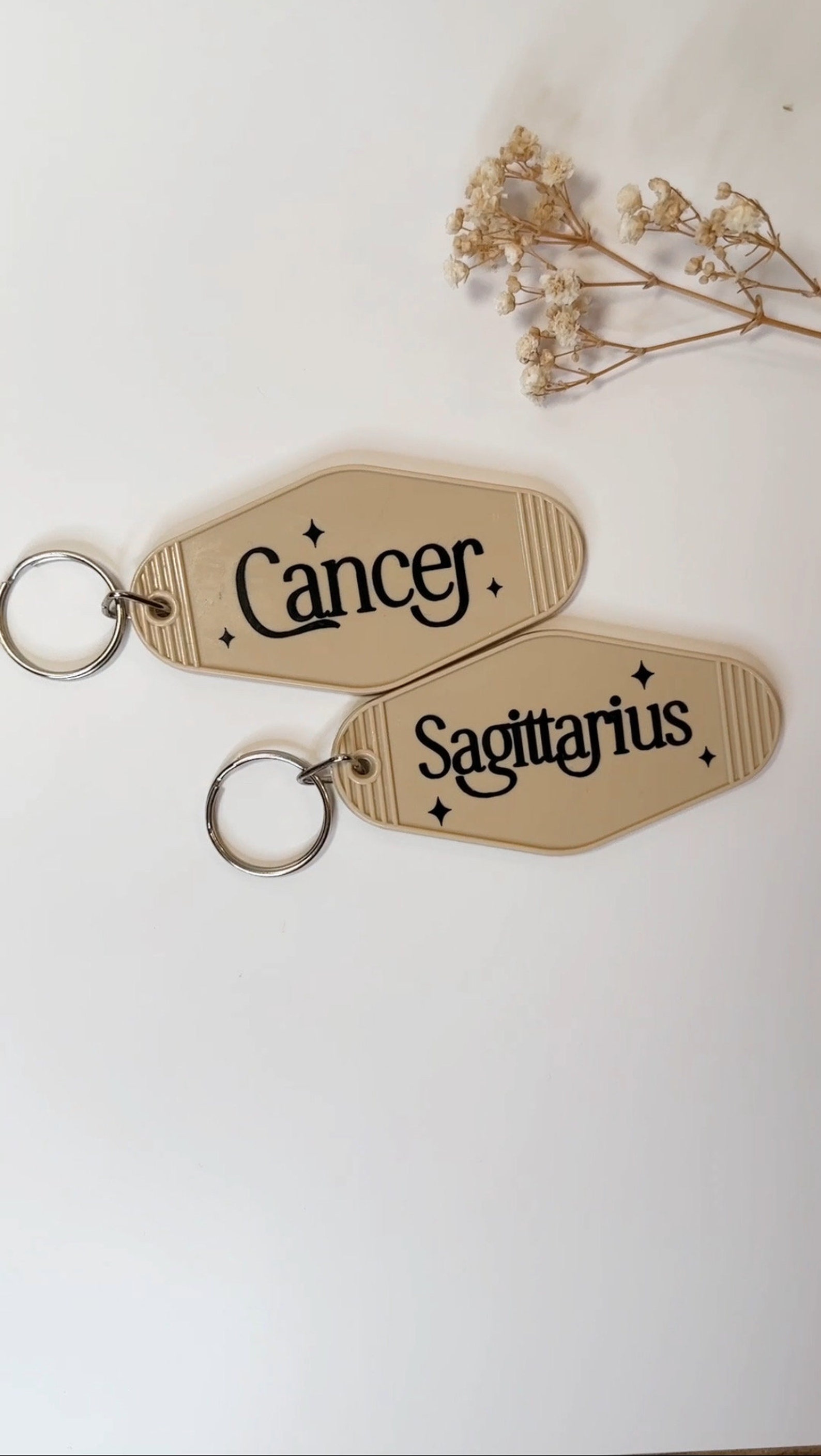 Zodiac Sign Motel Keychain, Vintage Hotel Keychain, Retro Motel ...