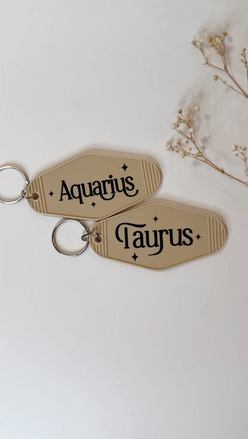 Zodiac Sign Motel Keychain, Vintage Hotel Keychain, Retro Motel ...