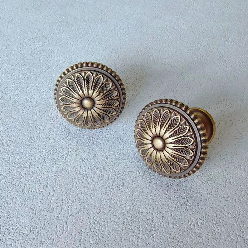 Dresser Knobs - Etsy