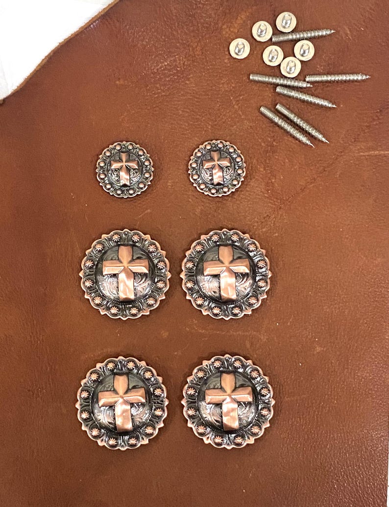 Engraved 6-piece Western Saddle Set - Antique Copper Cross Berry ...