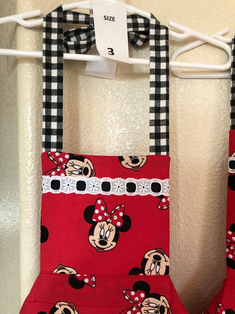 Girls Disney Minnie Mouse Aprons - Etsy