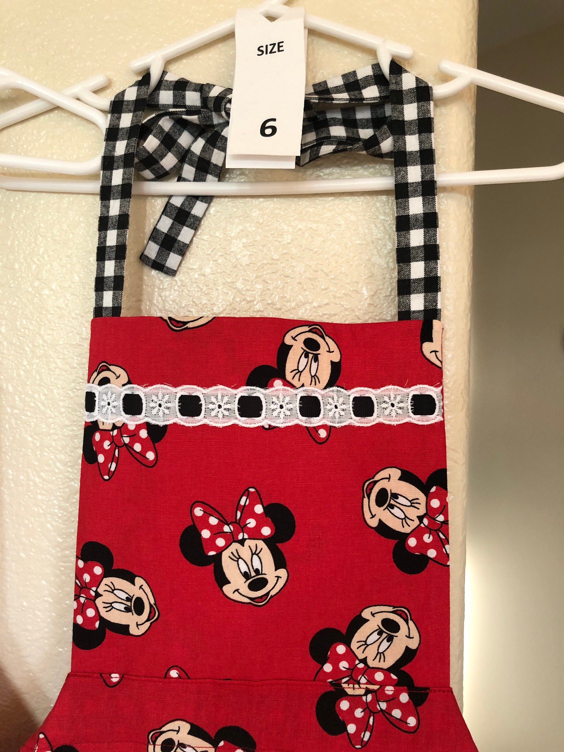 Girls Disney Minnie Mouse Aprons - Etsy
